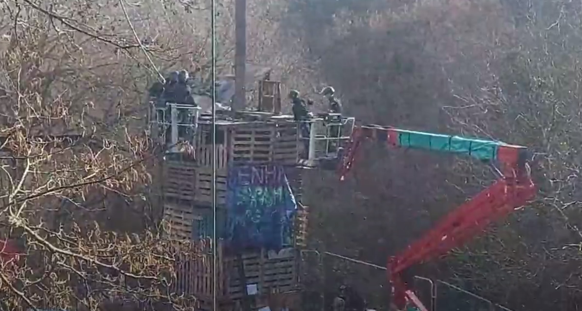 HS2 Denham Tower Eviction Videos – STOP HS2 – The national campaign ...